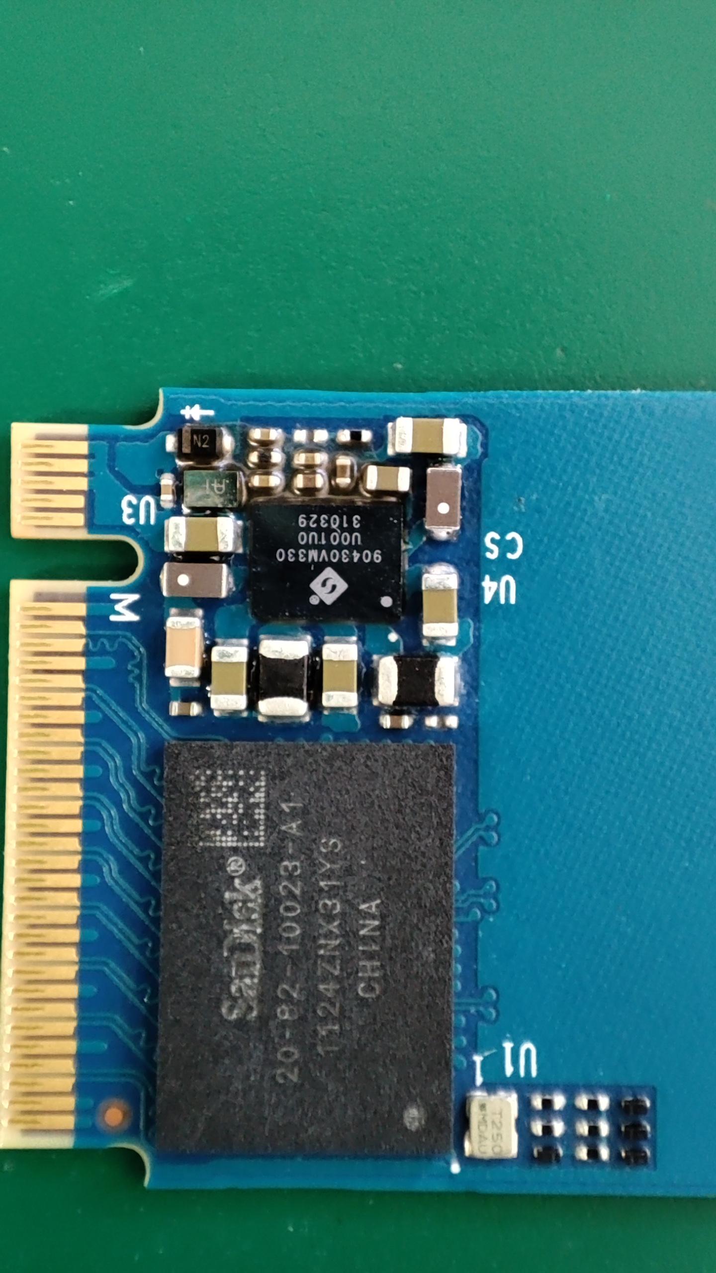 SanDisk Extreme Portable SSD 認識しない症状のデータ復旧｜他社復旧不可専門 データ復旧はスクラッチラボ 秋葉原店